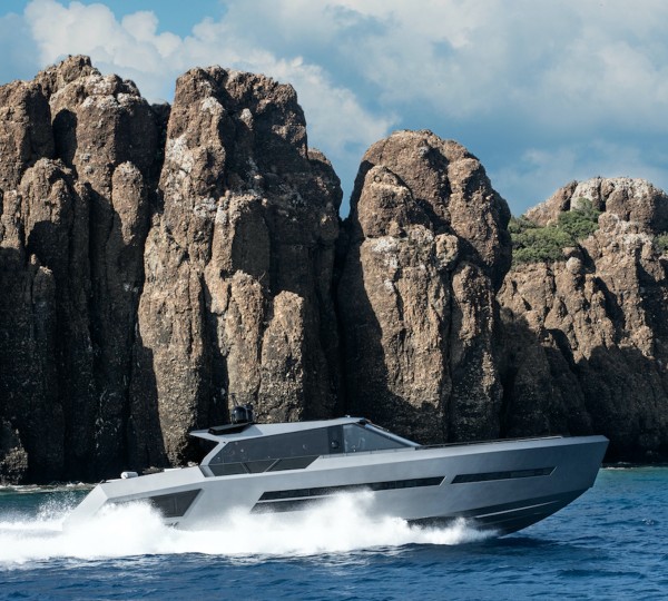 Yacht MAZU 82, Mazu Yachts | CHARTERWORLD Luxury Superyacht Charters